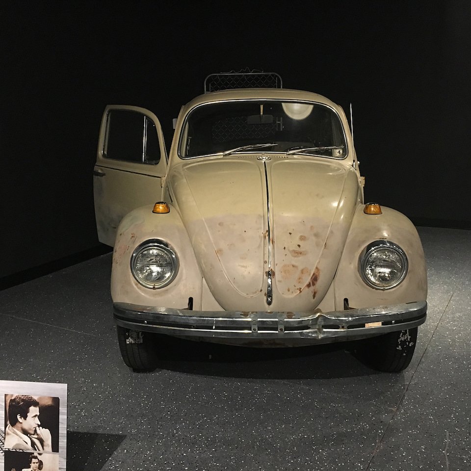 Four Infamous Cars To See at Alcatraz East Crime Museum