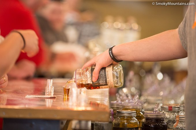 Ultimate Guide to Pigeon Forge Distilleries and Moonshine