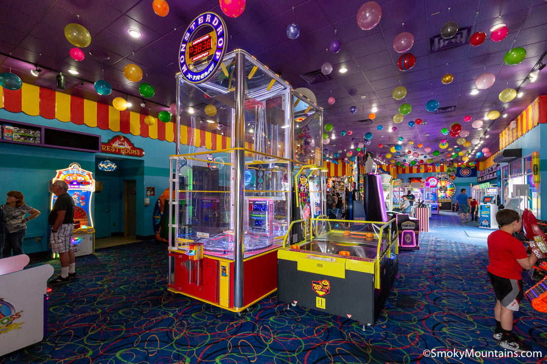 Big Top Arcade Pigeon Forge Job Fair At Rockin' Raceway Arcade On