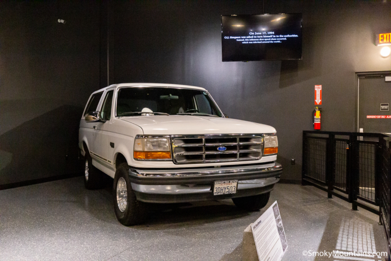 Four Infamous Cars To See at Alcatraz East Crime Museum