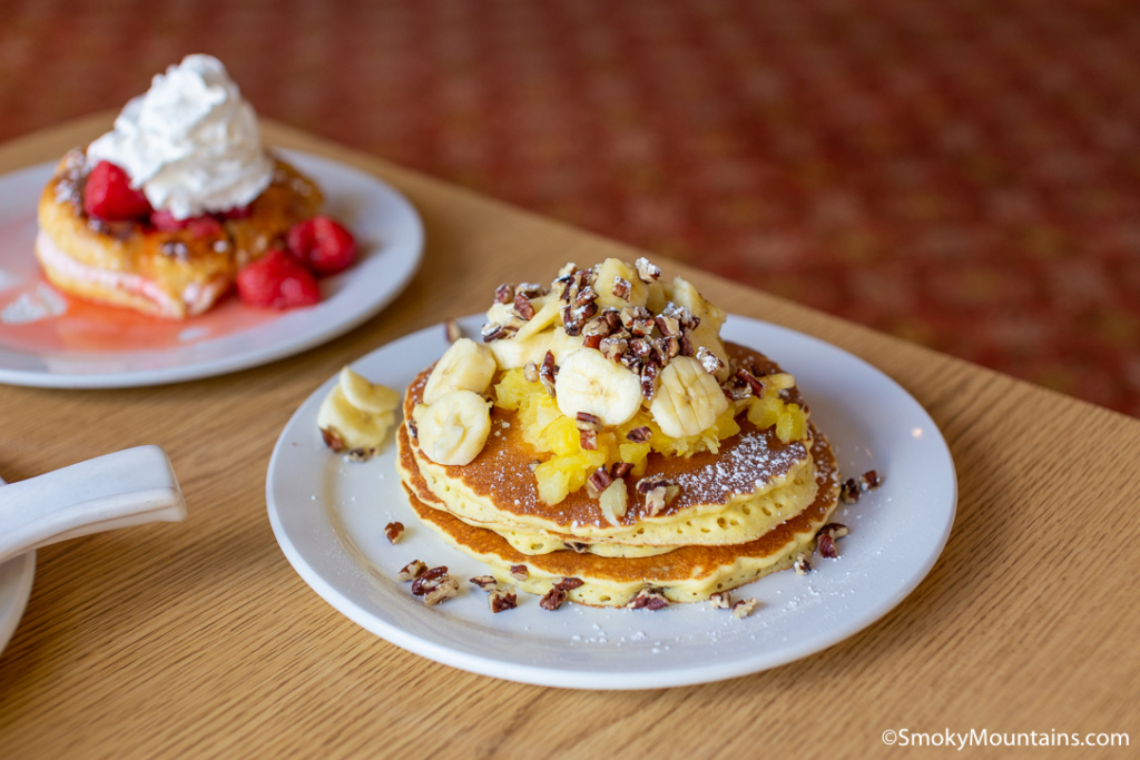 10 Best Breakfasts in Pigeon Forge That You Must Try
