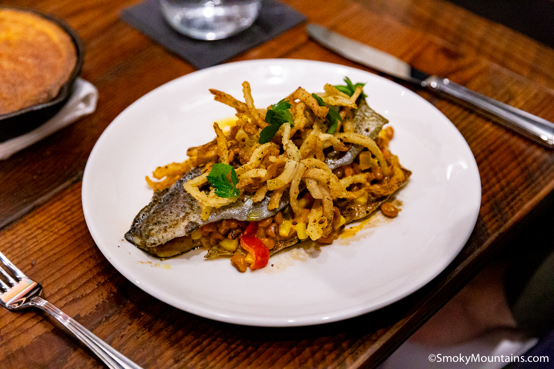 Your Guide to the Best Outdoor Dining in Sevierville, TN