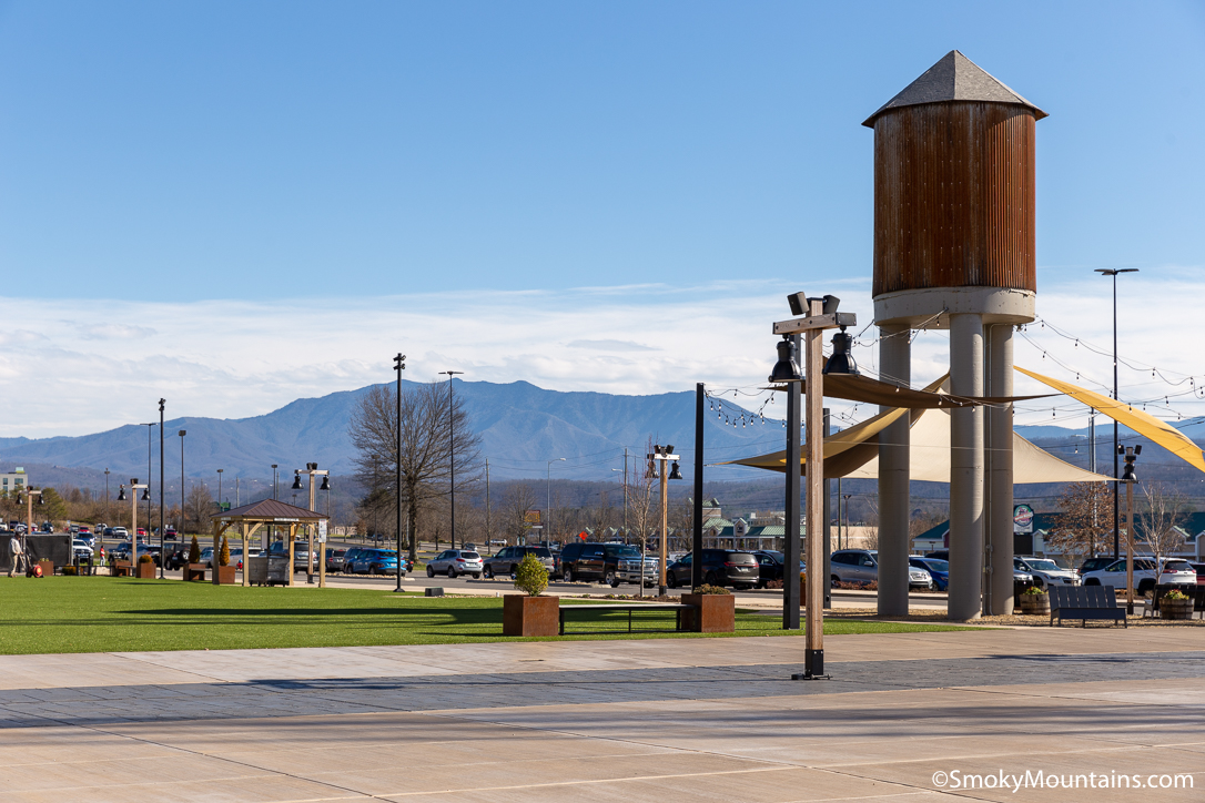 Vacation Paradise With a Long History: All About Pigeon Forge