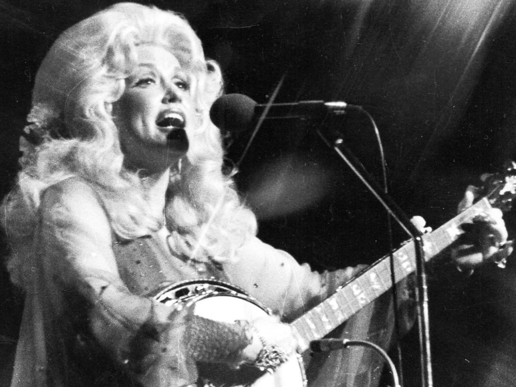 A Little Bit About Dolly Parton: 9 Facts You Might Not Know