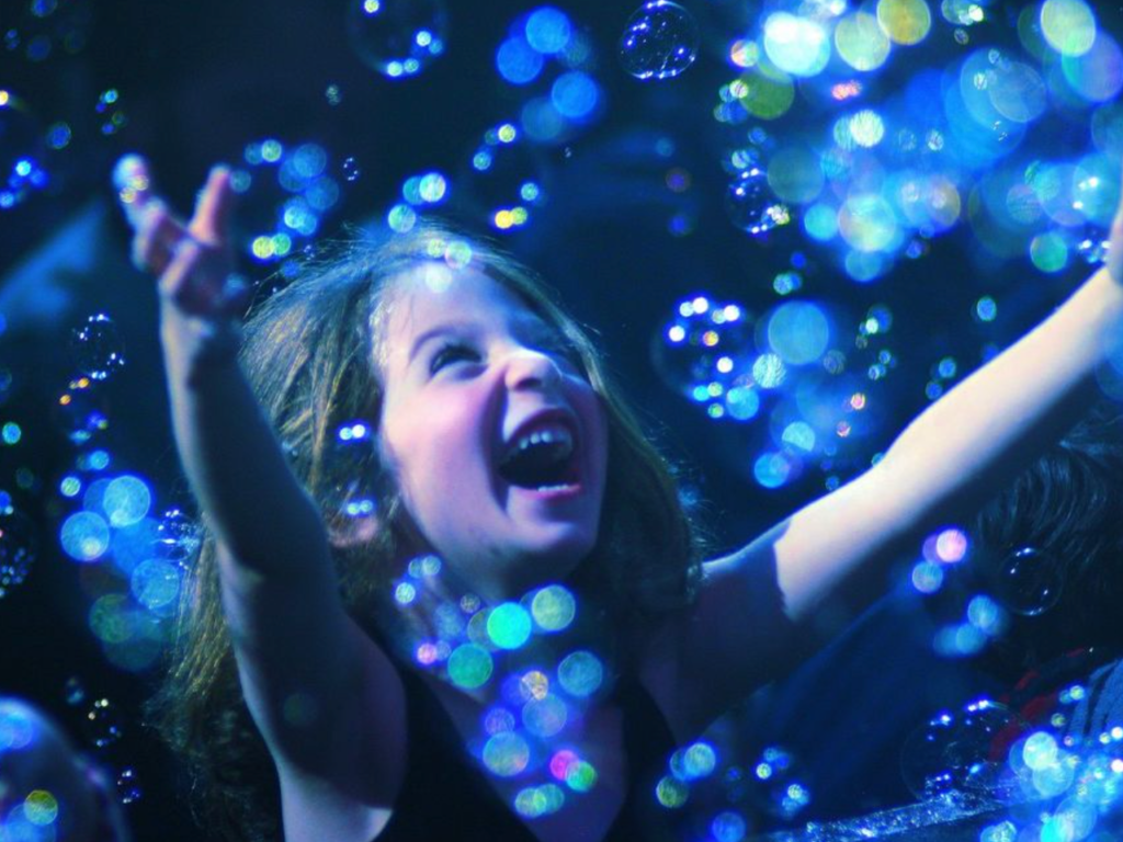 Enjoy Bubbles Galore at the Dollywood Gazillion Bubble Show Aurora