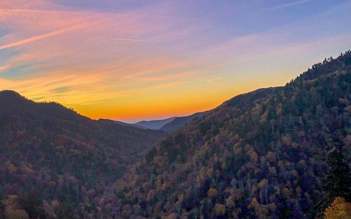 10 Best Places to Watch a Sunset in the Great Smoky Mountains