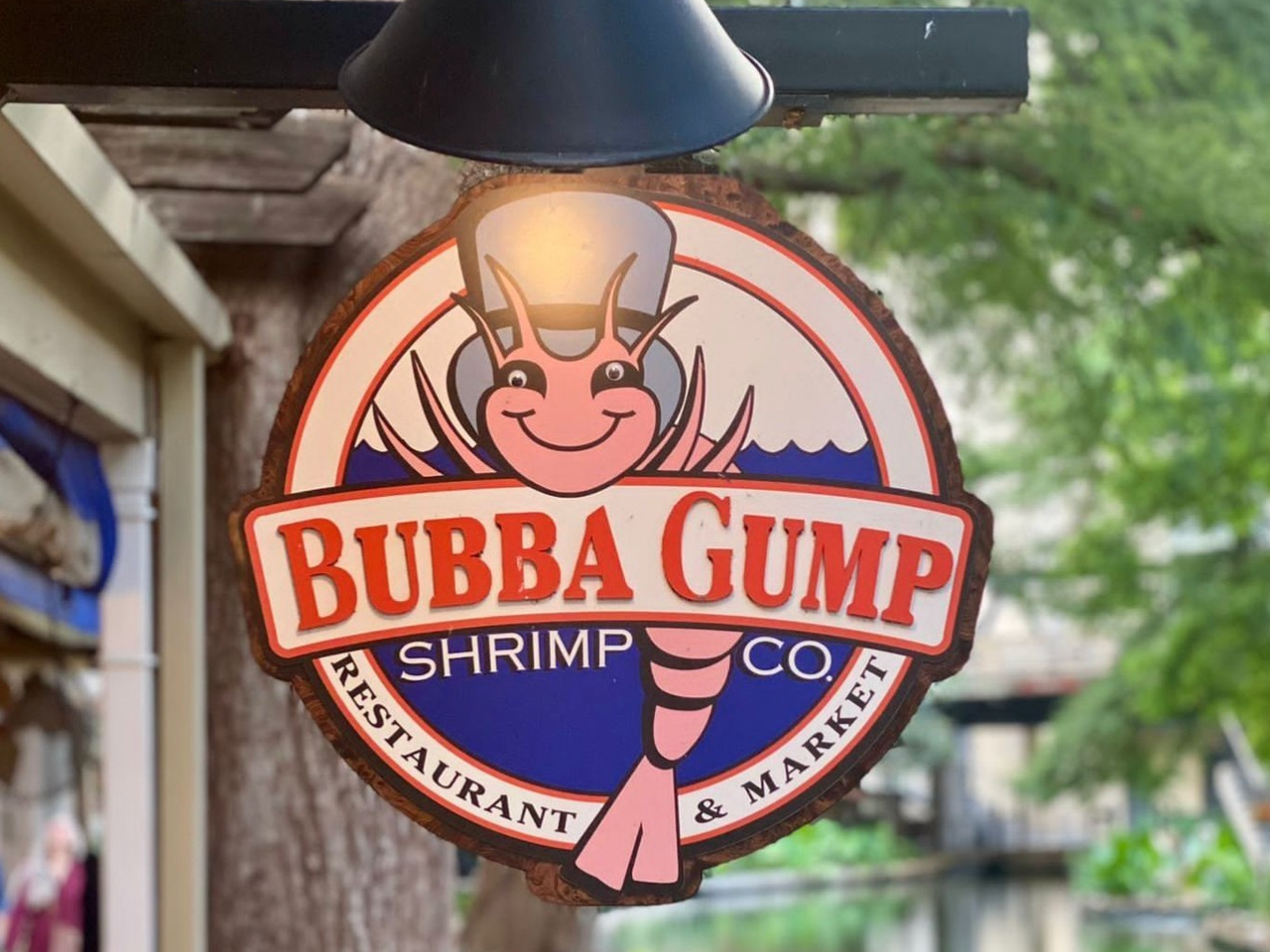 The Fascinating Story Behind Forest Gump and Bubba Gump Shrimp Co.